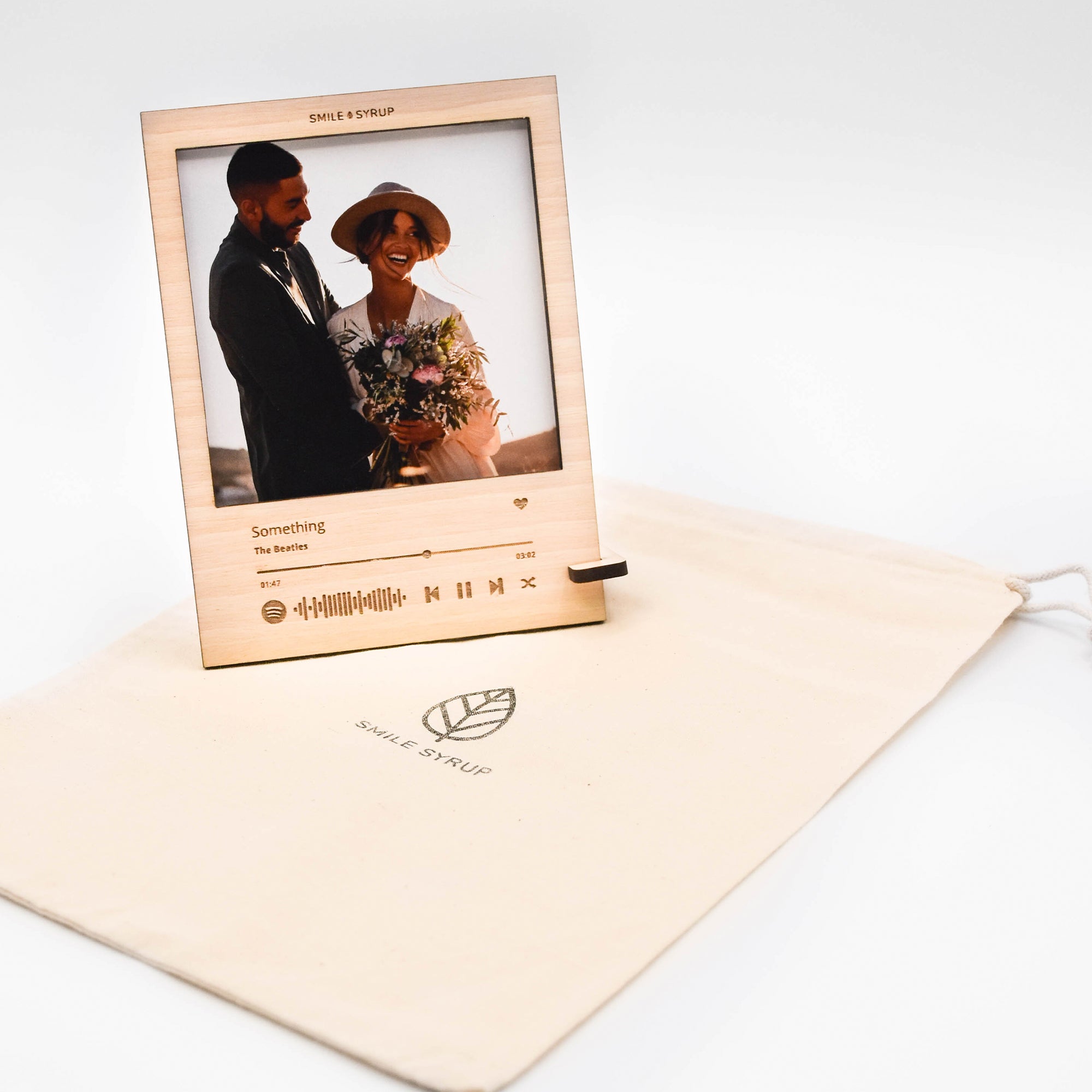 Marco Spotify madera personalizada – Smile Syrup